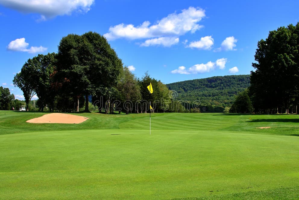 Perfect Golf Course stock image. Image of greens, birdie - 6364191