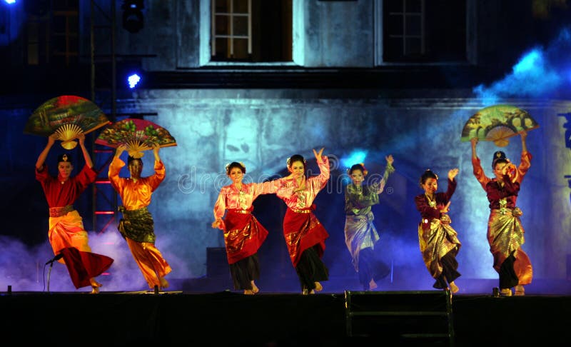 Performing art editorial image. Image of carnival, entertainment - 33840875