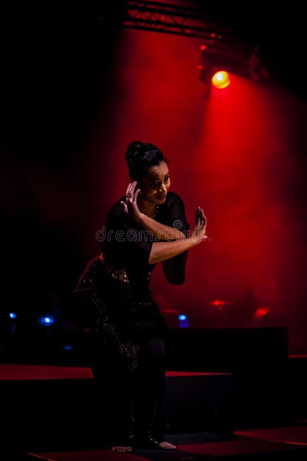 Performing Arts in Dark Studio Editorial Photography - Image of ...