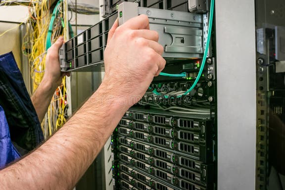 Performing Work To Replace the Server in the Data Center. Installation of a New Server in a Rack ...