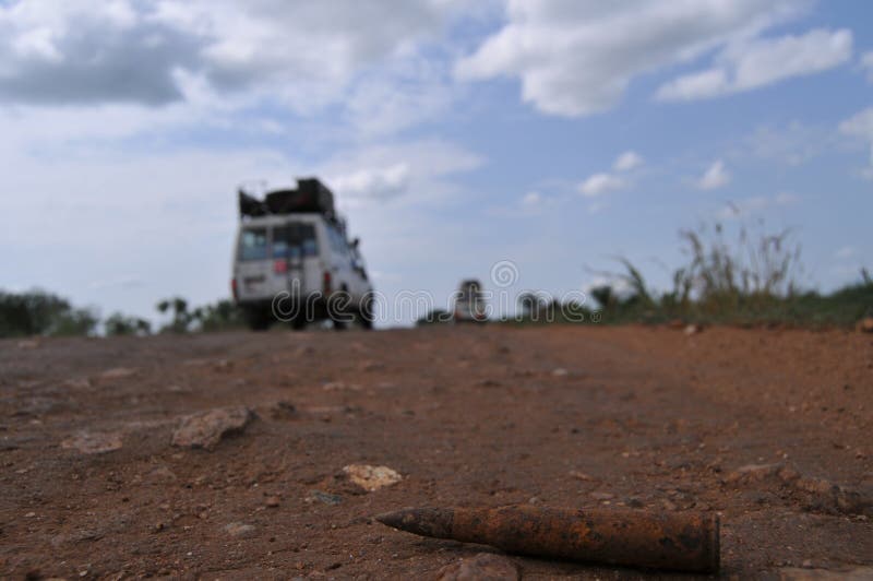 Perigo na estrada imagem de stock. Imagem de risco, revestimento - 19947607