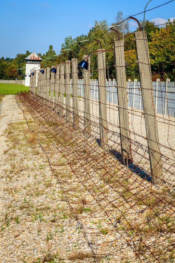Perimeter fence editorial photography. Image of outdoor - 284204892