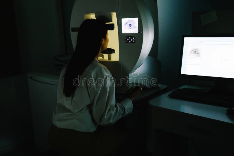 Perimetry Visual Field Test Helps Detect Early Glaucoma by Assessing ...