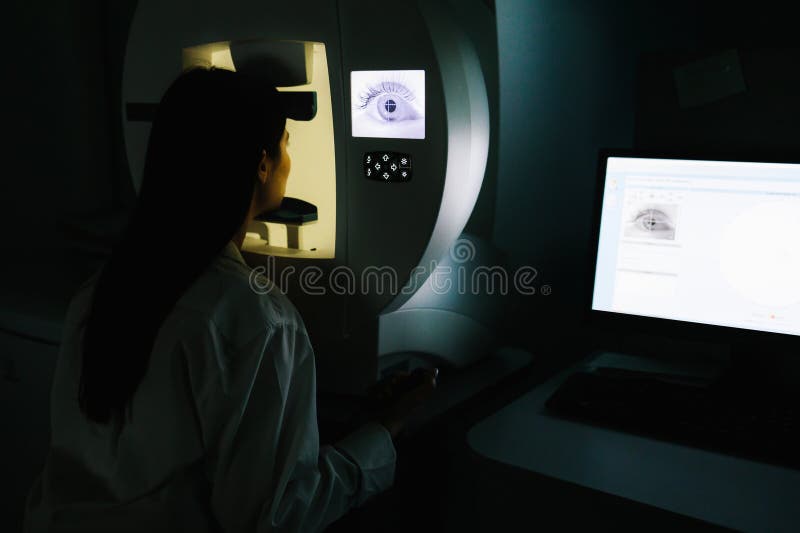 Perimetry Visual Field Test Helps Detect Early Glaucoma by Assessing ...