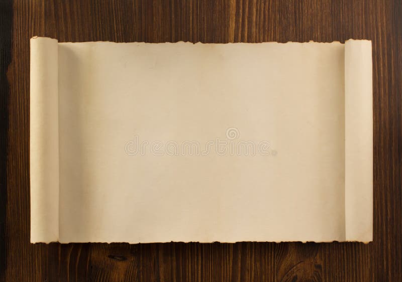 Perkamentrol op hout stock afbeelding. Image of banier - 58379139
