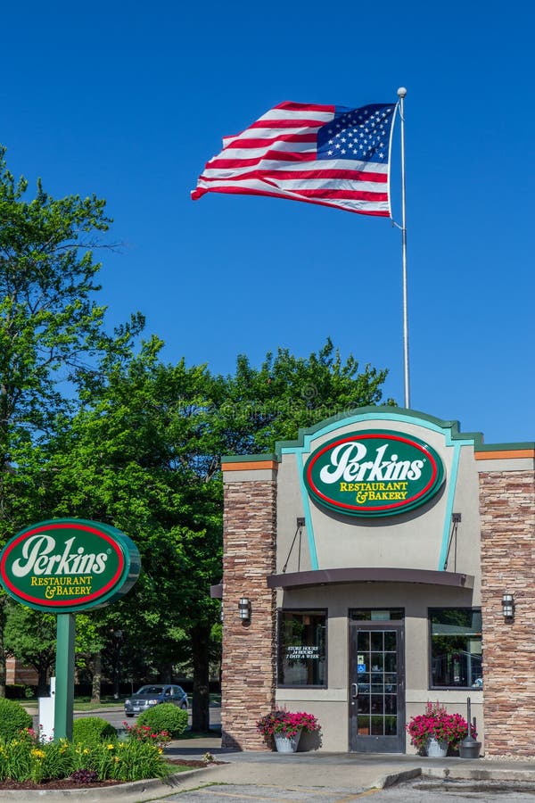 Perkins Restaurant En Bakkerijbuitenkant En Embleem Redactionele ...