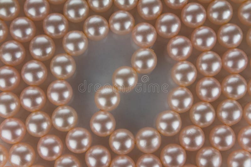 Perlez le collier image stock. Image du fond, antiquité - 16147005