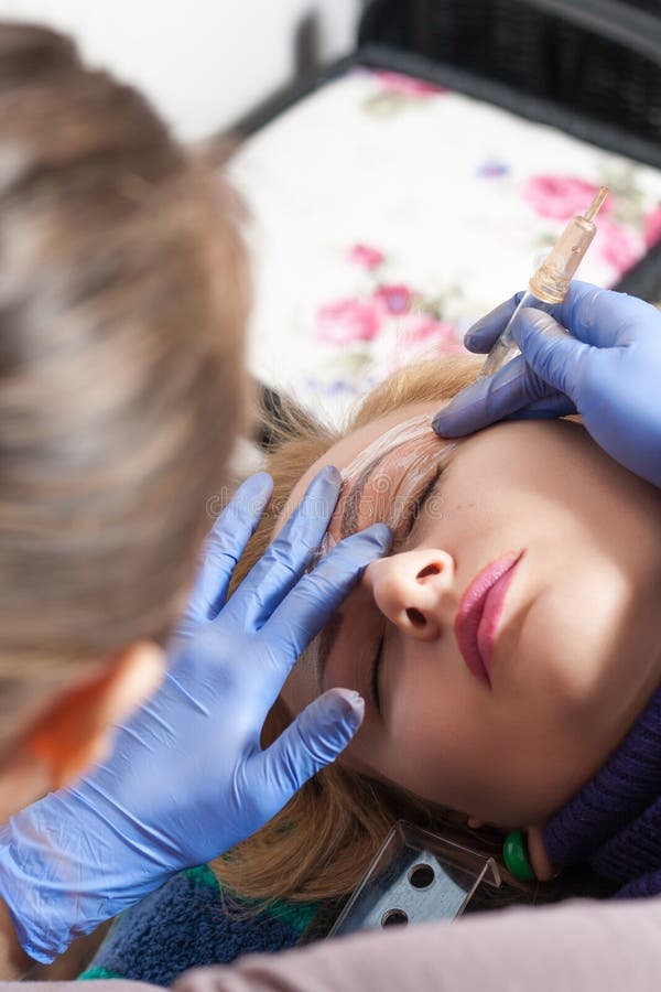 Permanent Make Up on Eyebrows Stock Image - Image of cosmetology ...