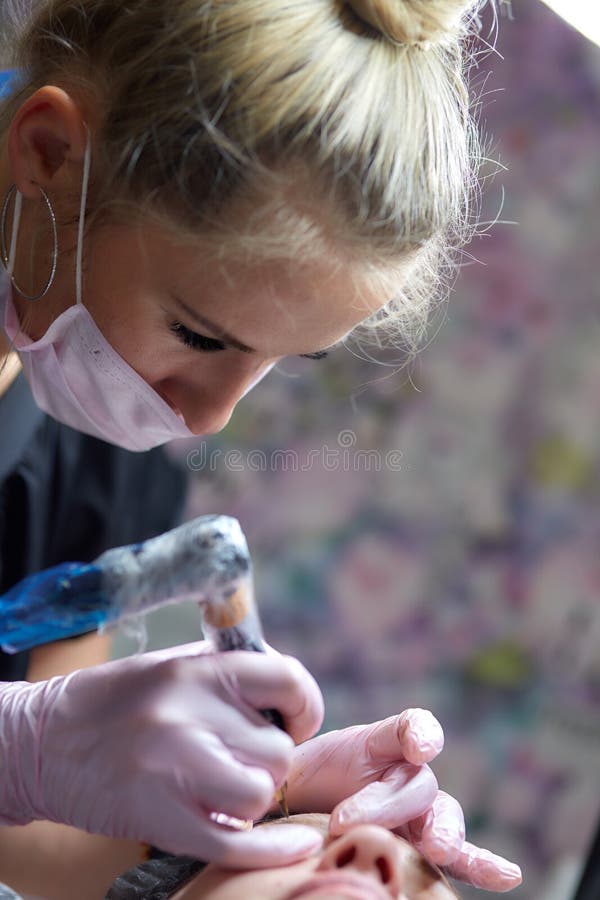 Permanent Makeup, Eyebrow Tattooing. the Master Makes Permanent Makeup ...