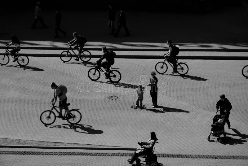 Perpetuum mobile stock image. Image of city, activity - 90975825