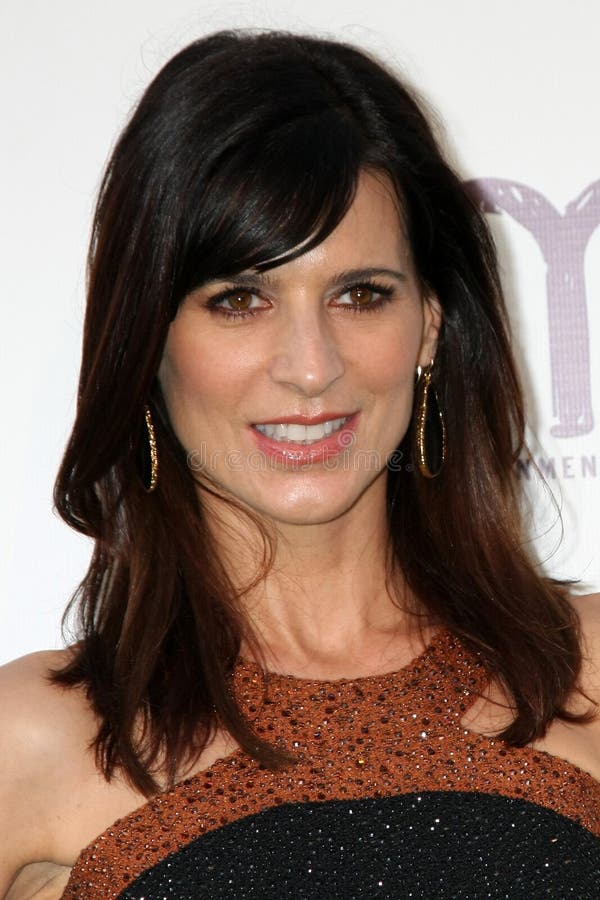 Perrey Reeves editorial image. Image of reeves, beverly - 21787365