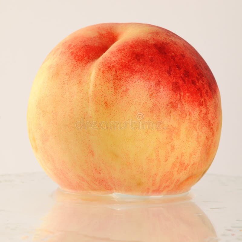 Persika arkivfoto. Bild av frukt, rött, vitt, sött, gourmet - 17424098