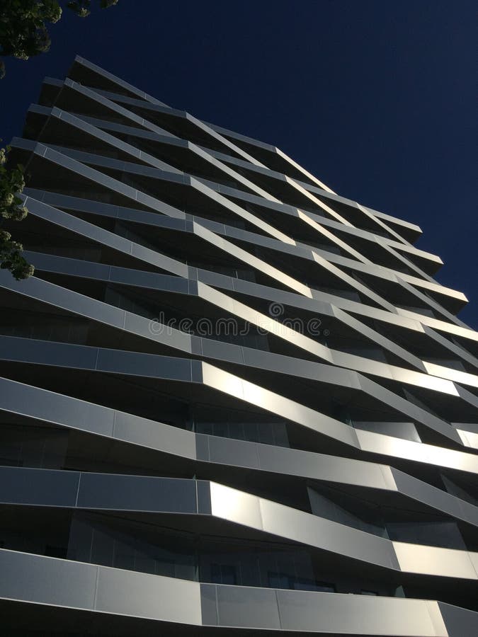 Perspectiva Moderna Del Edificio De La Arquitectura Imagen de archivo ...