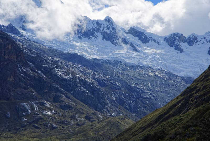 Peru berg fotografering för bildbyråer. Bild av sikt - 94315685