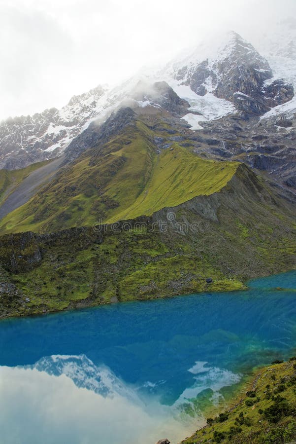 Peru-Berg stockbild. Bild von nave, kalt, peru, feiertag - 94327207
