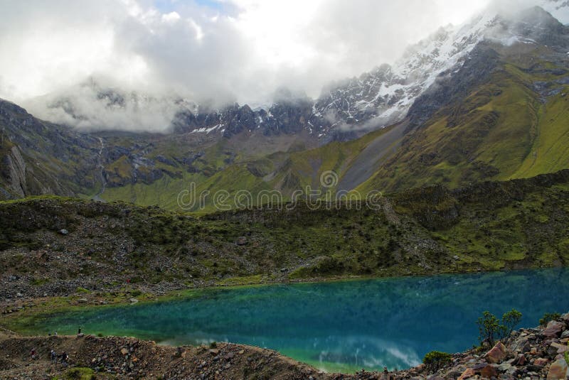 Peru berg arkivfoto. Bild av oklarheter, lopp, vitt, grön - 94327300