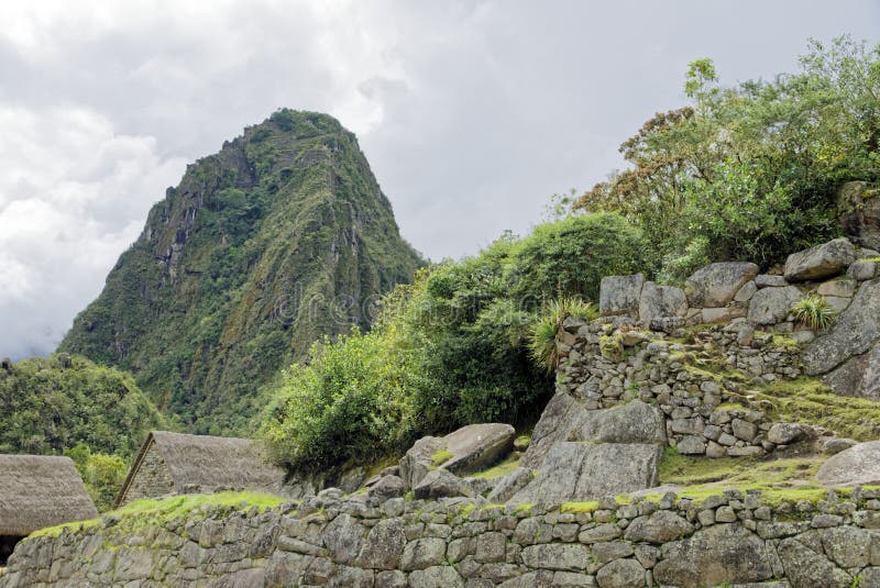 Peru-Berg stockfoto. Bild von region, klippe, nave, feiertag - 94329062