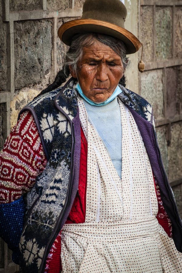 Peruvian People in Traditional Clothes Near Cusco, Peru Editorial Image ...