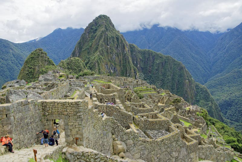 Peru Mountain editorial photography. Image of altitude - 94328697