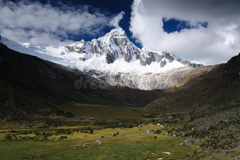 Peru, Santa Cruz Trek on the Cordillera Blanca Stock Photo - Image of ...