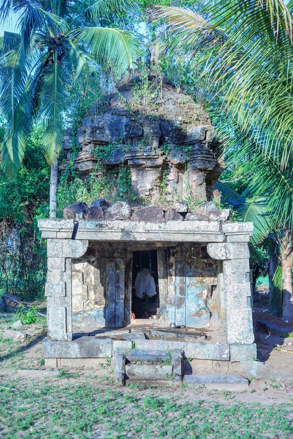Perumal Kovil, a Vishnavite Temple Constructed Probably during 8th-12th ...