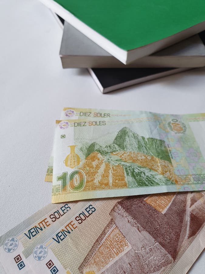 217 Peruvian Soles Banknotes Stock Photos - Free & Royalty-Free Stock ...