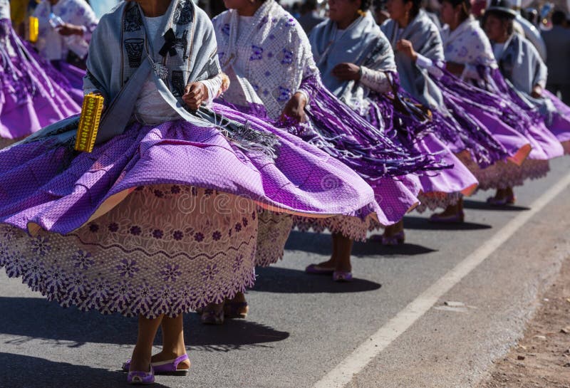 Peruvian dance editorial photo. Image of folcklore, people - 98765636