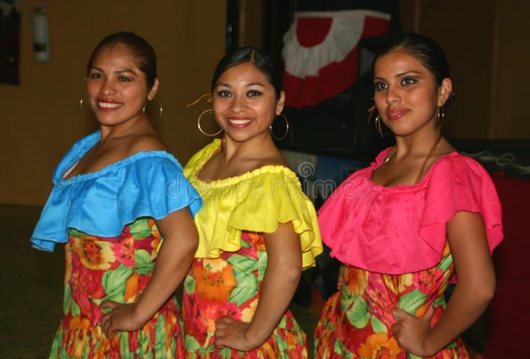 Peruvian Dancers editorial stock image. Image of pink - 5082144