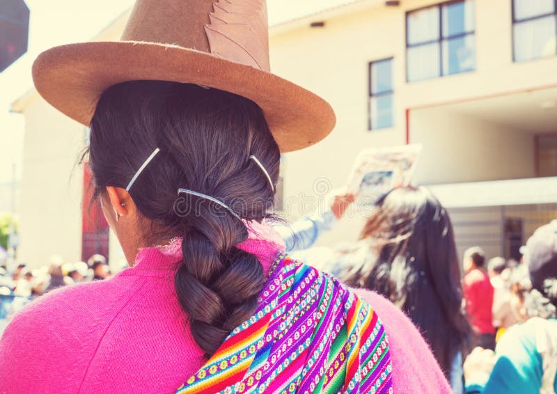 Peruvian people editorial photography. Image of indigenous - 98907397
