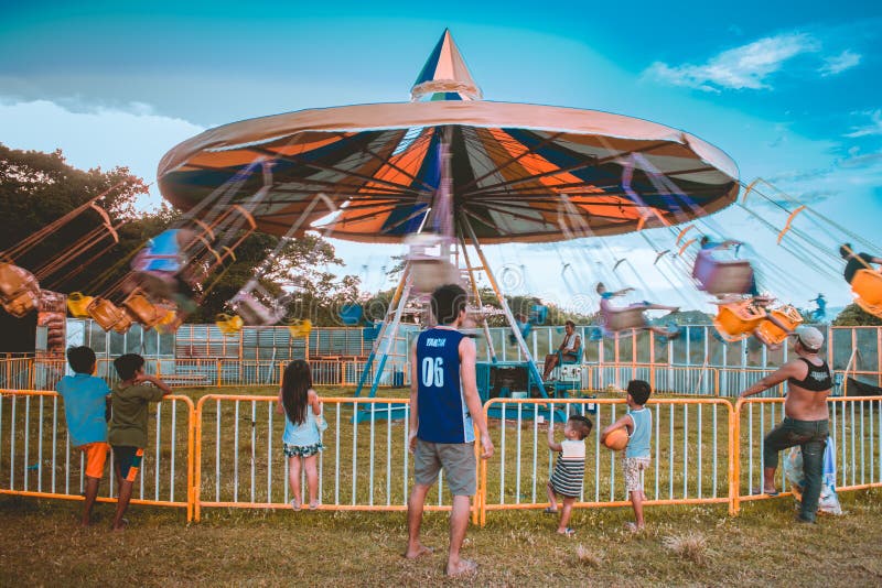 Perya sa Oval editorial stock image. Image of inexpensive - 103392724