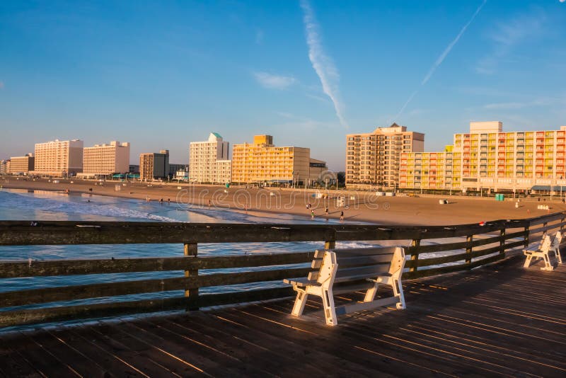 Pesca Pier View Di Virginia Beach Boardwalk Fotografia Stock - Immagine ...