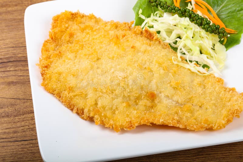 Pescados de Fried Dory foto de archivo. Imagen de chuleta - 111962700