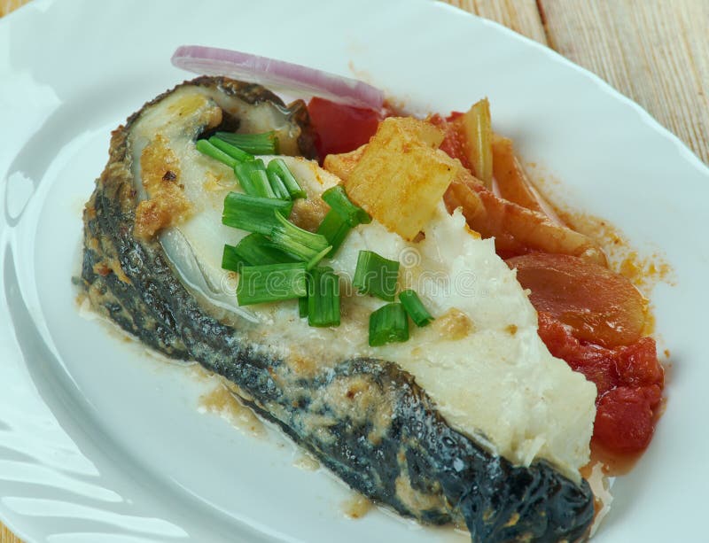 Pesce Gatto Bollito, Stile Rumeno Fotografia Stock - Immagine di fresco ...