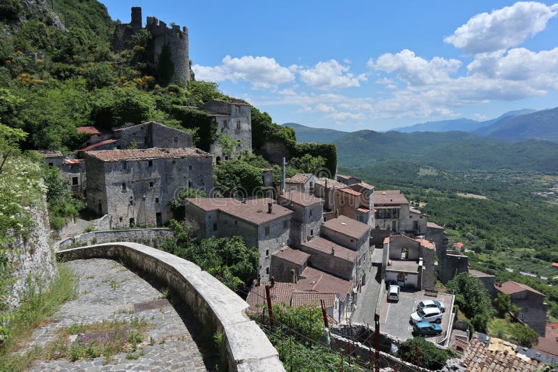 Pesche - Panorama Del Borgo Stock Image - Image of dilapidated, blue ...