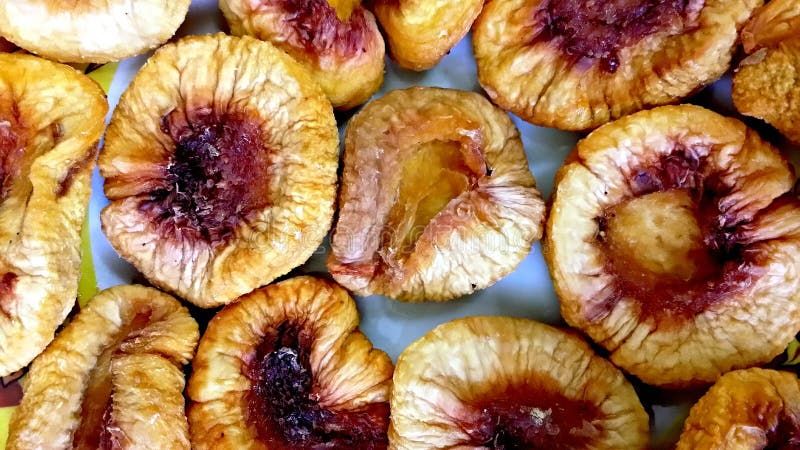 Pesche secche immagine stock. Immagine di pesche, piastra - 51627785