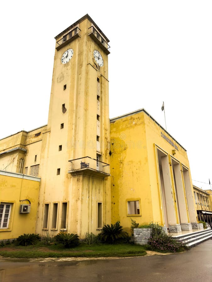 Peshawar University Convocation Hall and Its Majestic Clock Tower ...