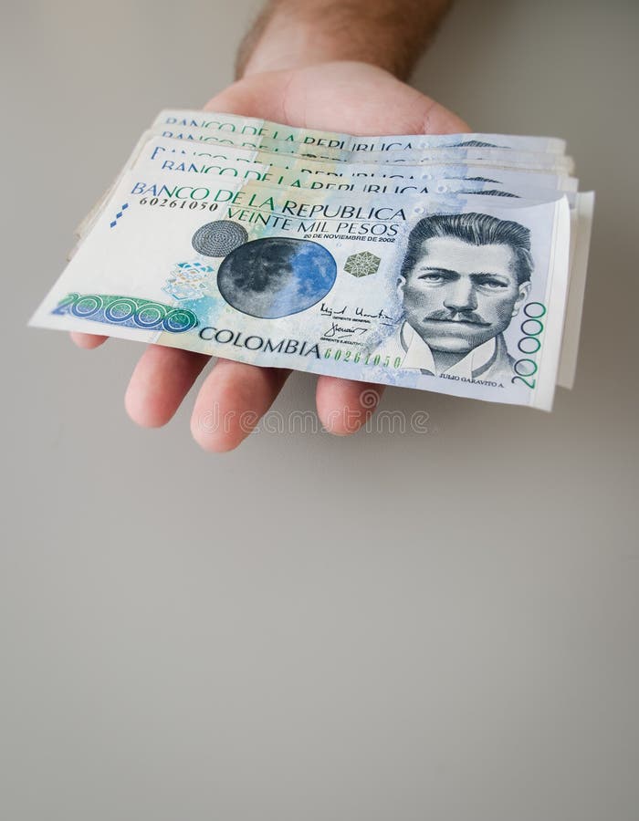 Peso colombien image stock. Image du colombia, paquet - 34758971