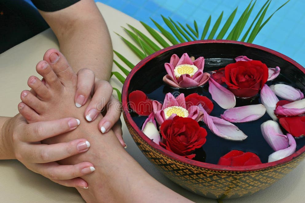 Peticure imagen de archivo. Imagen de piscina, accesorio - 7617459