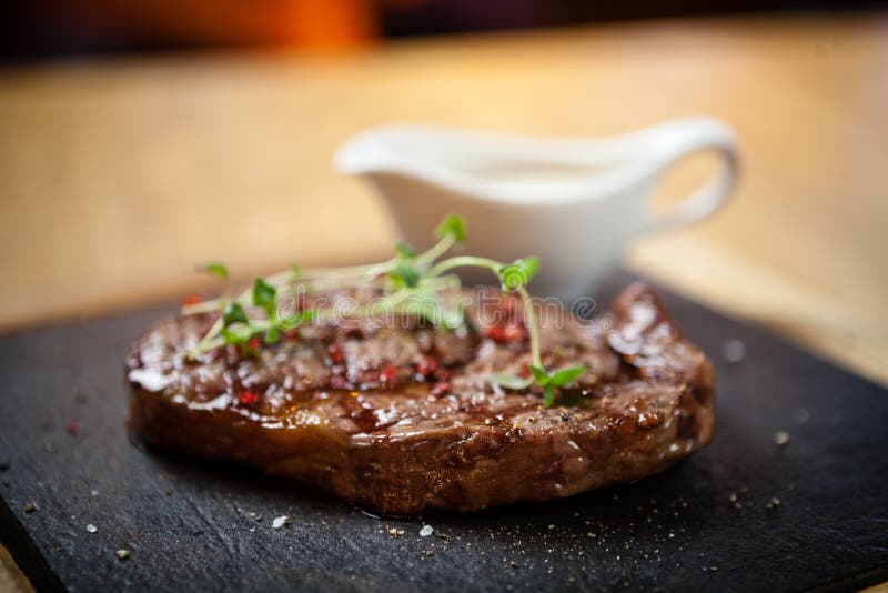 Petit Pain De Cube En Perfection De Ribai Image stock - Image du ...