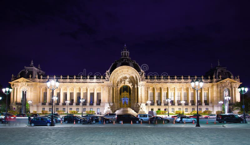 Petit Palais Or Small Palace In Paris Stock Image - Image of france ...