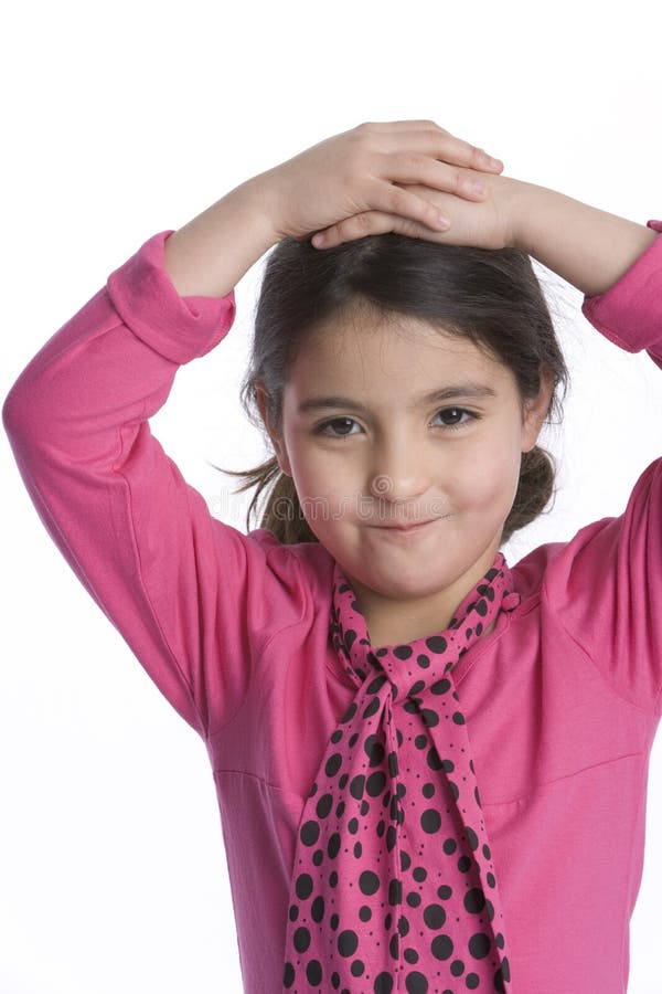 Petite Fille Avec Une Expression Timide Photo stock - Image du studio ...
