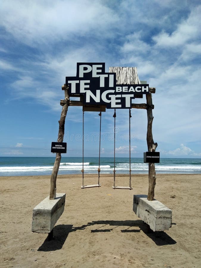 The Petitenget Beach in Bali during the Pandemic Editorial Photography ...