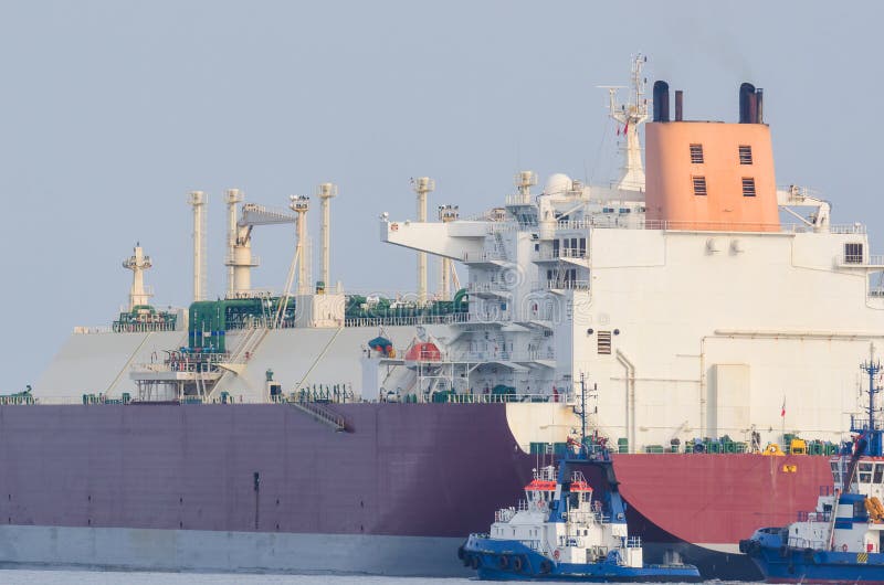 Petrolero del GASERO foto de archivo. Imagen de katar - 110130780