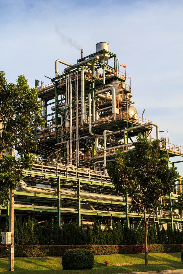 Petroleum refinery stock image. Image of power, factory - 33473477