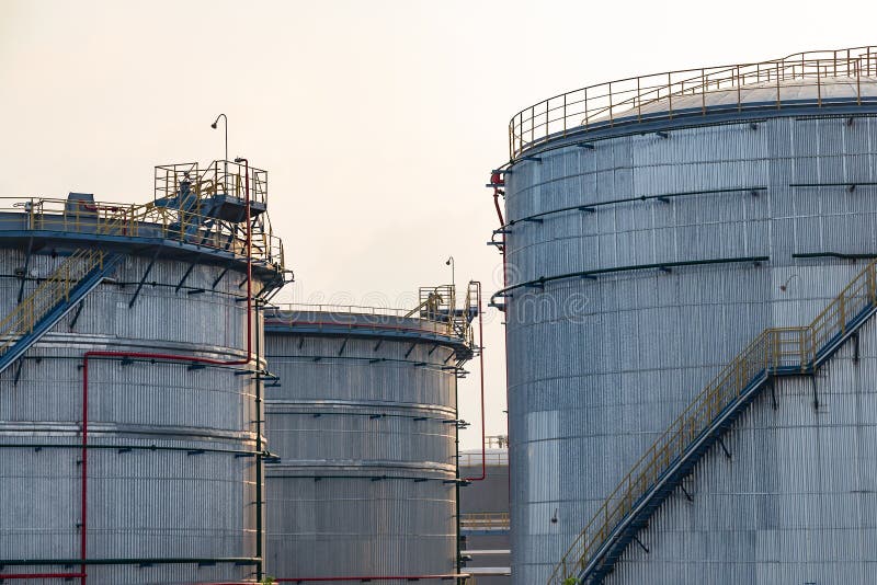 Petroleum Reserve Tank of Oil Refinery Stock Image - Image of refinery ...
