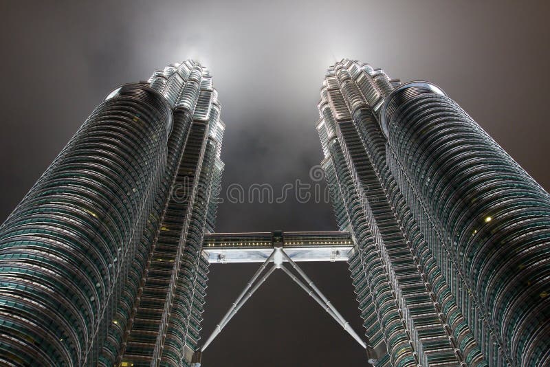 Petronas Towers - Modern Business Architecture Editorial Photo - Image ...