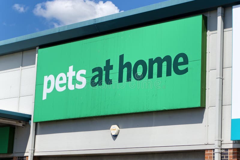 Pets at Home Store Sign editorial photography. Image of goods - 248938617