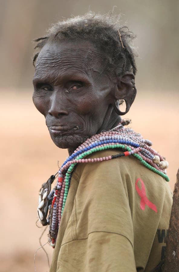 Peuple de l'Afrique image stock éditorial. Image du nature - 5547009