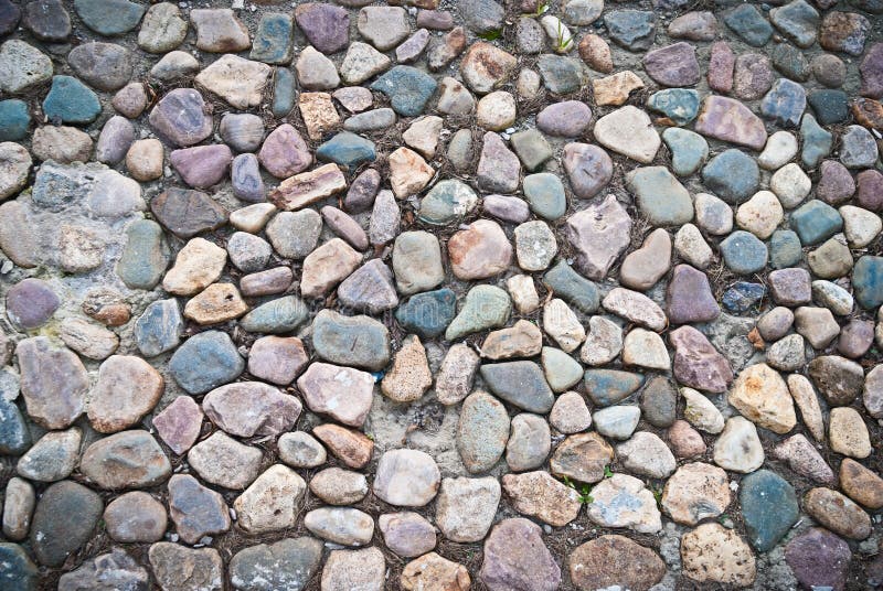 Pfad Gepflastert Mit Kopfsteinen Stockfoto - Bild von boden, weinlese ...