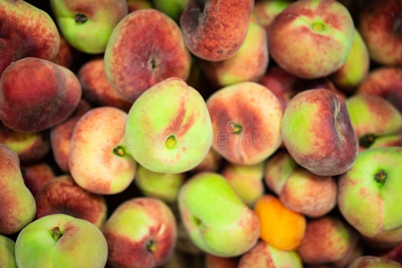 Pfirsiche flach stockbild. Bild von horizontal, köstlich - 22259941